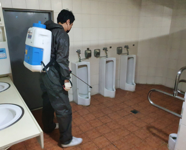 창원시설공단 추석 명절 앞두고 공중화장실 일제 점검