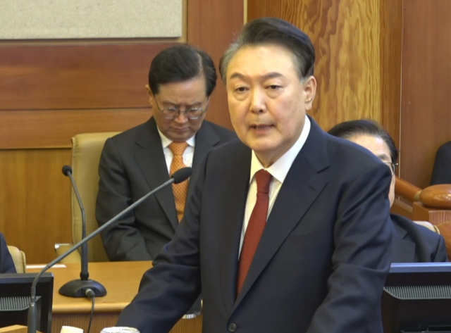 [속보] 법원 윤석열 구속취소 청구 인용…尹 석방